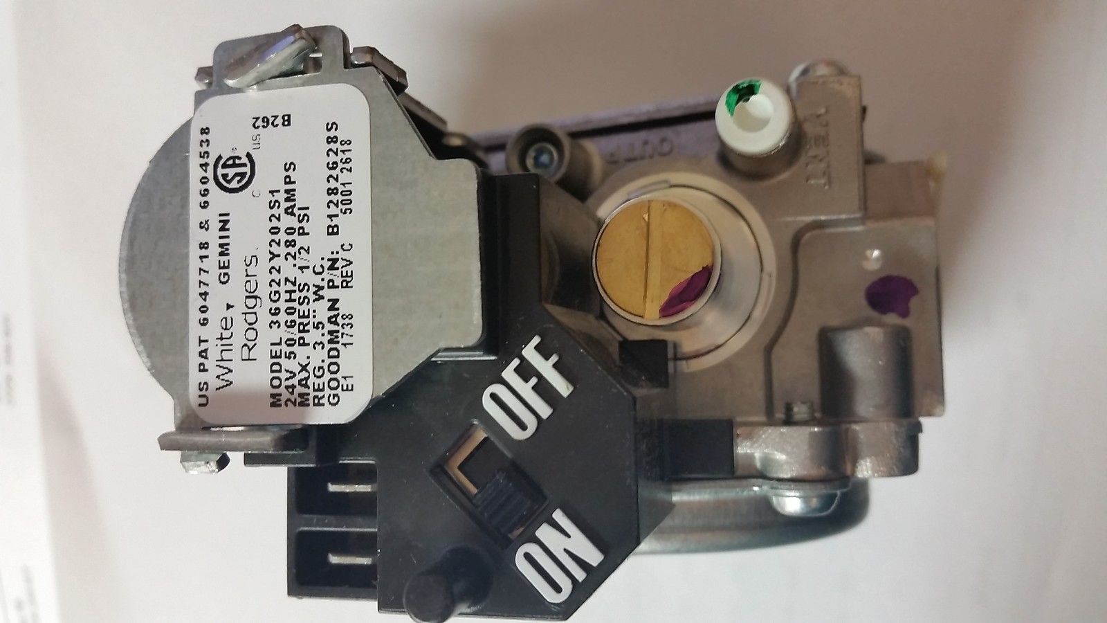 Goodman Furnace Parts Goodman / Amana Furnace Gas Valve - B1282628 ...